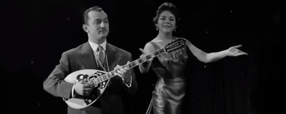 Μανώλης Χιώτης : ο «Μπετόβεν» του μπουζουκιού .: Έγραψαν .: Ματιά